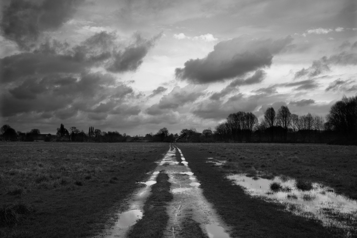 The Old Straight Track – Urthona – Buddhism & art